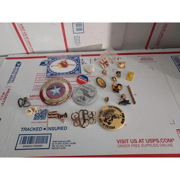Other | Vintage Lot Of Pins And Buttons Assorted Small Large 22 Pins ...